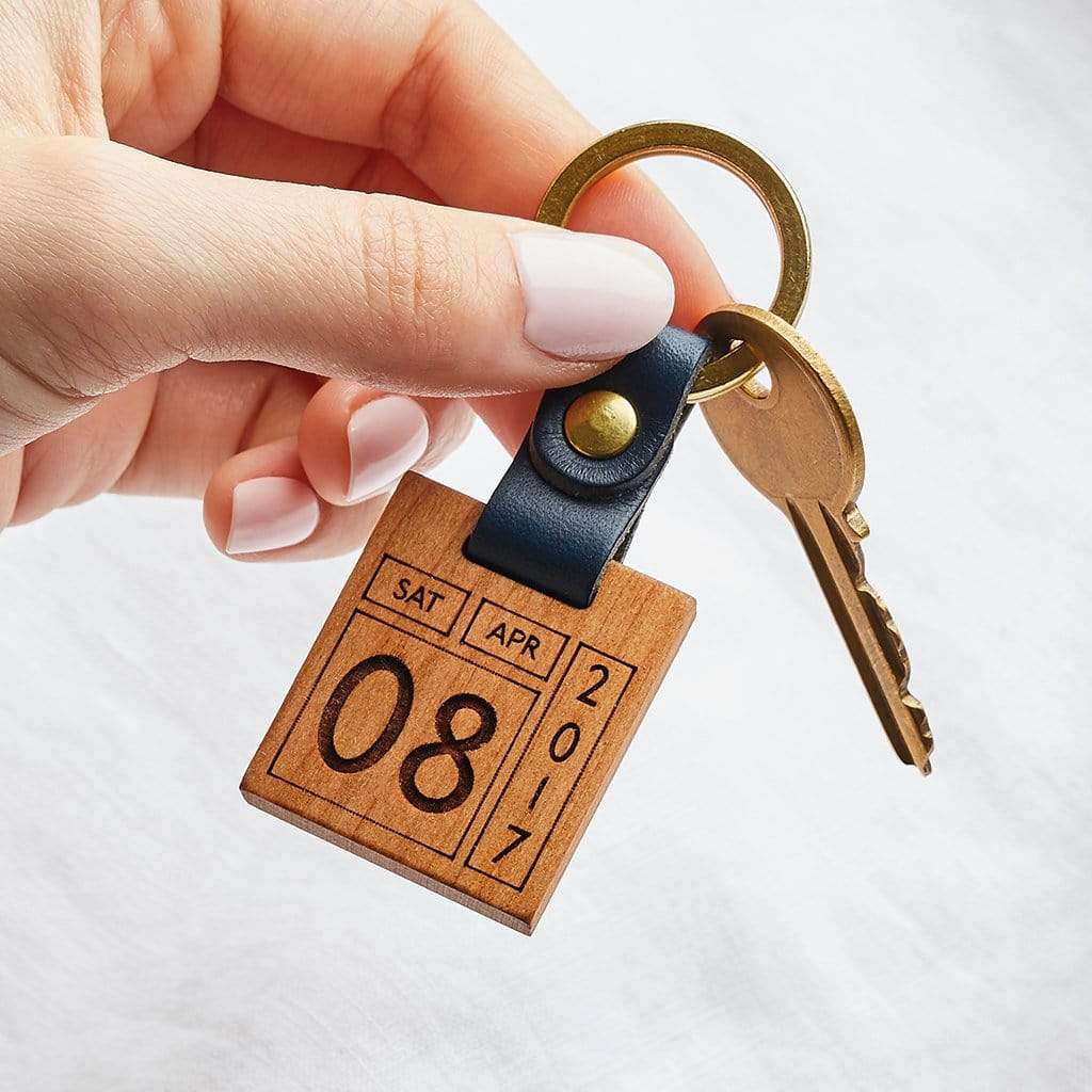 Personalised Memorable Date Keyring | Create Gift Love - Create Gift Love